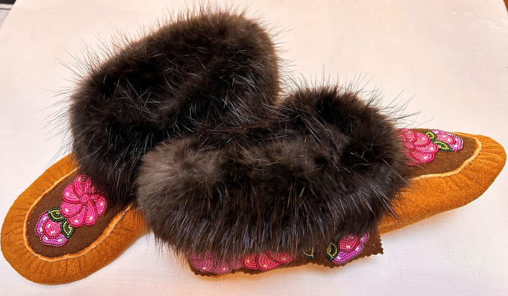 Moccasins & Hide – Tlicho Arts